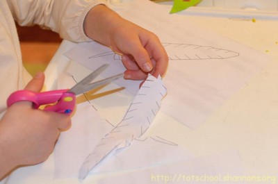 Thanksgiving Feather Cutting « Shannon's Tot School